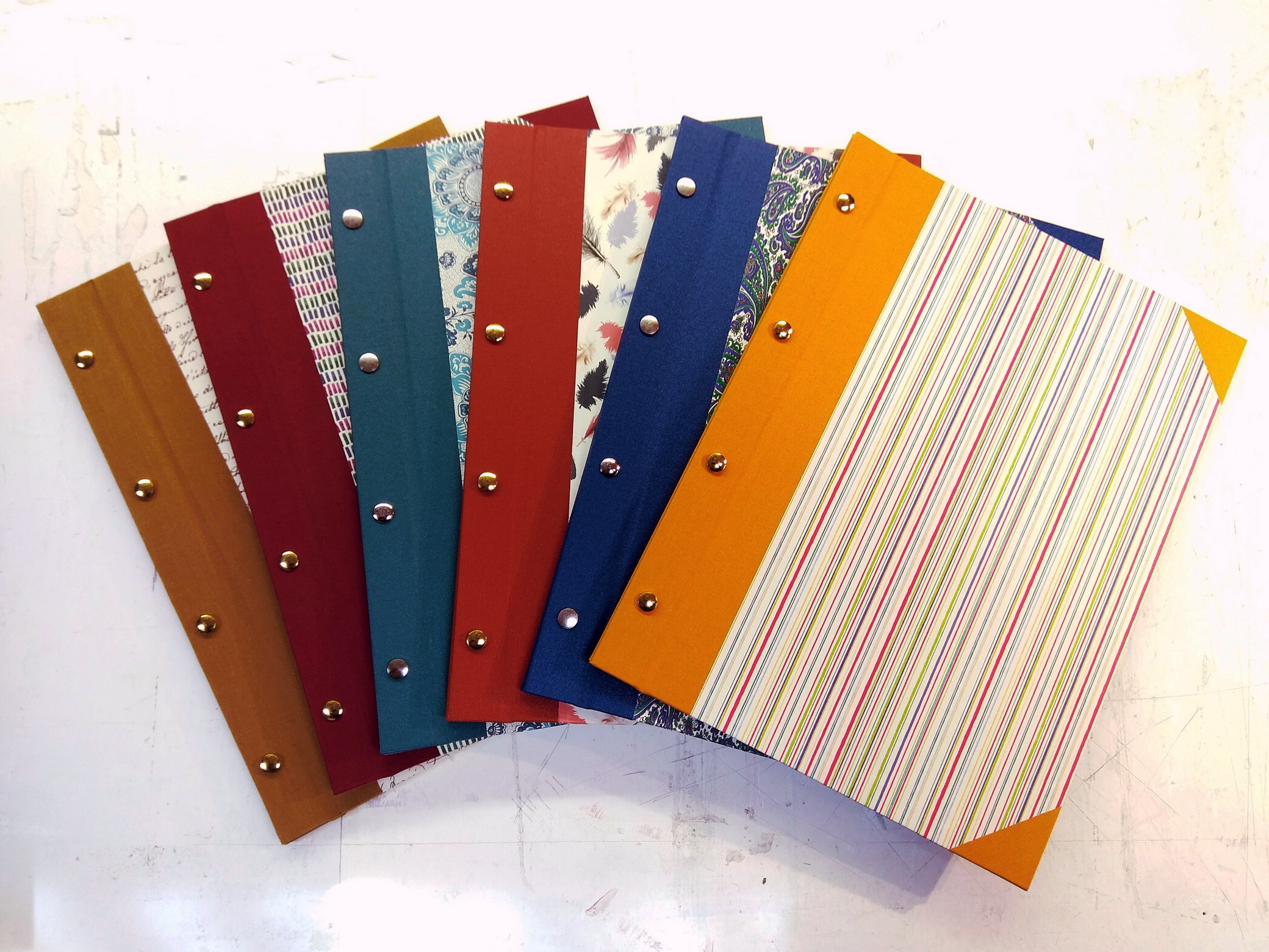 Handgefertigte Mappen • Buchbinderei Boschert - Werkstatt für ...